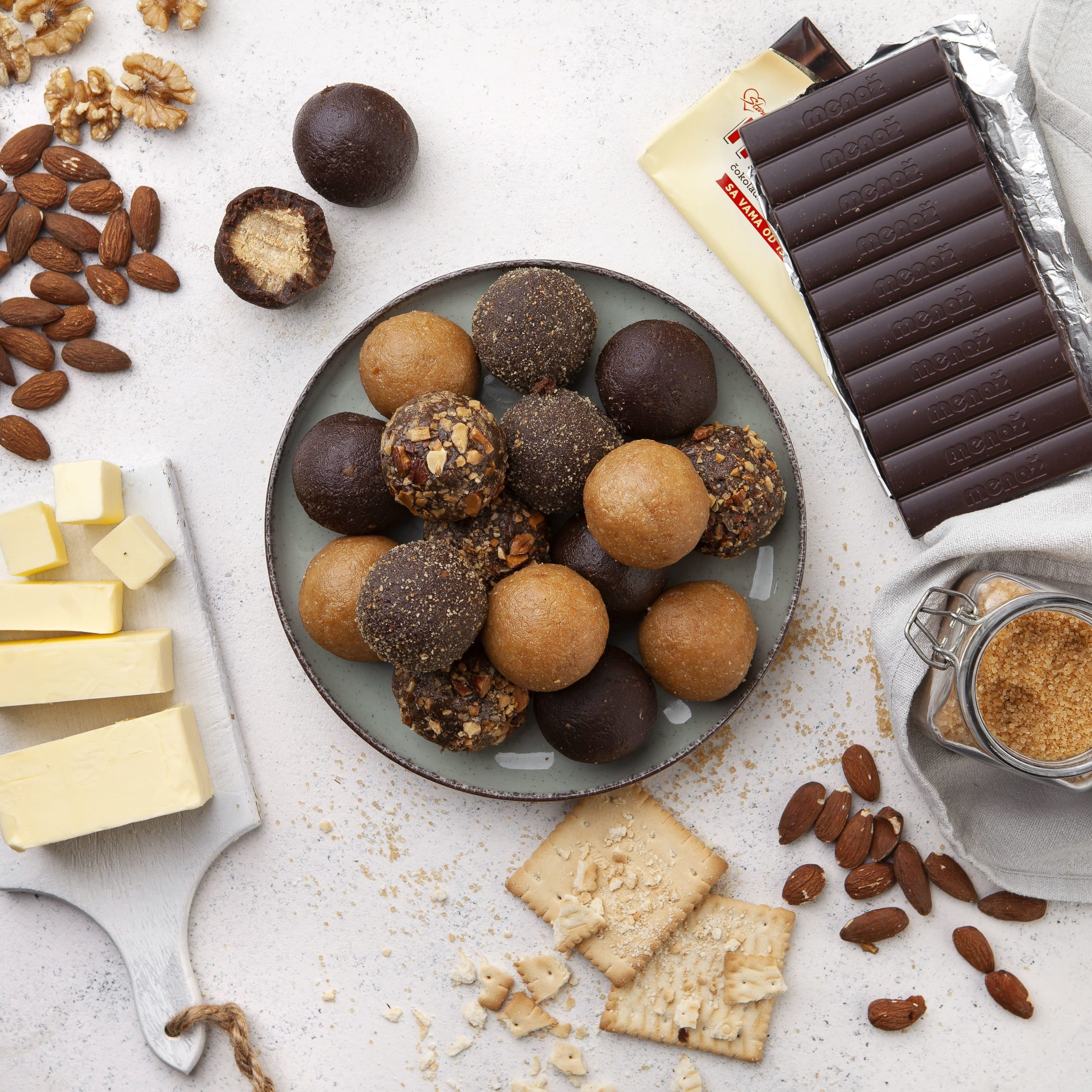 Sitni slavski kolači sa Menaž čokoladom — Volim poslastice